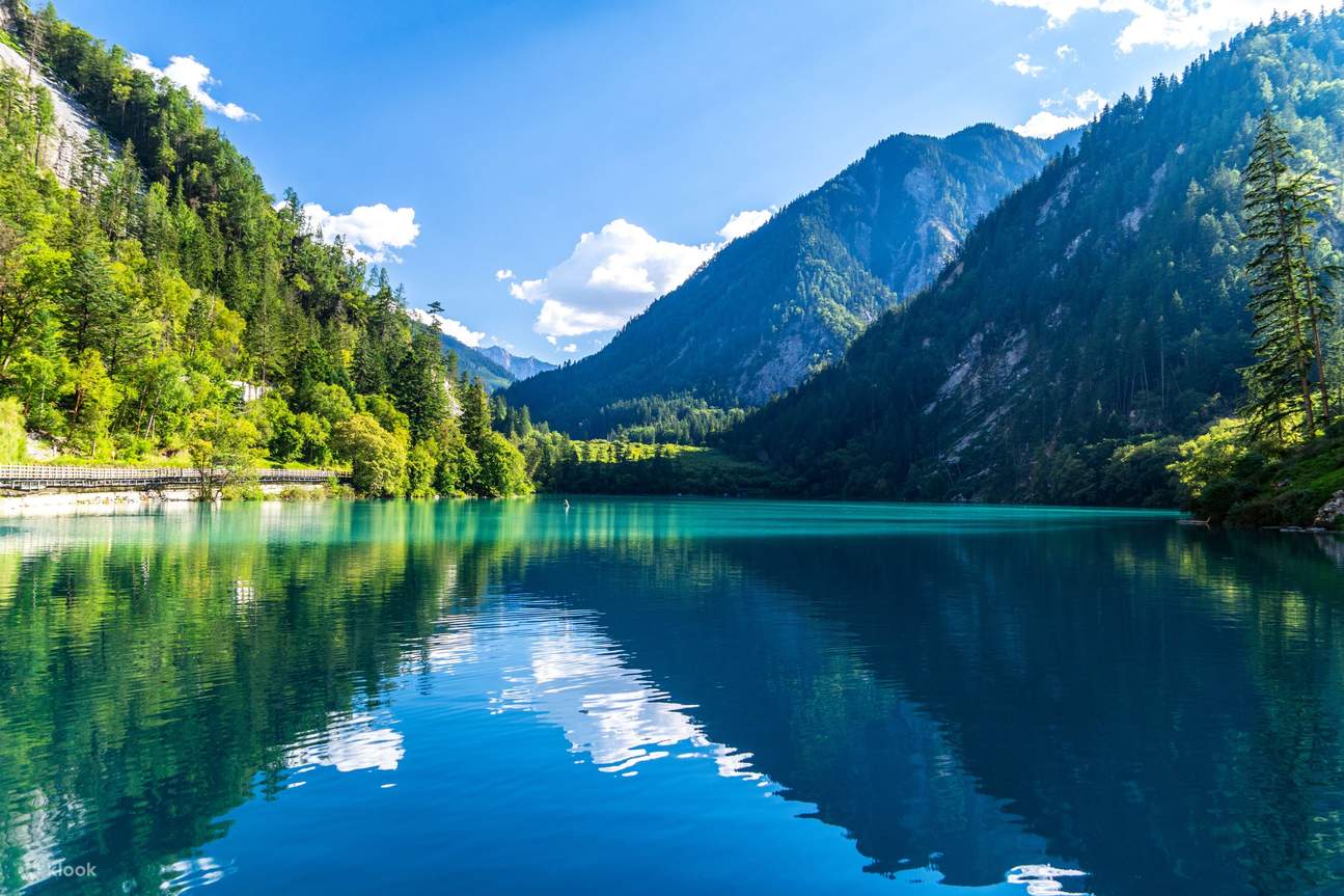[China Railway Tour] Chengdu & Jiuzhaigou High-Speed 1-Day Tour (Round ...